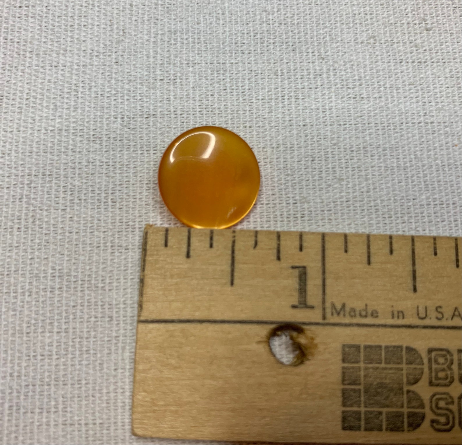 Medium Orange Buttons With Glistening Sheen Design 5/8” Sewing Buttons ...