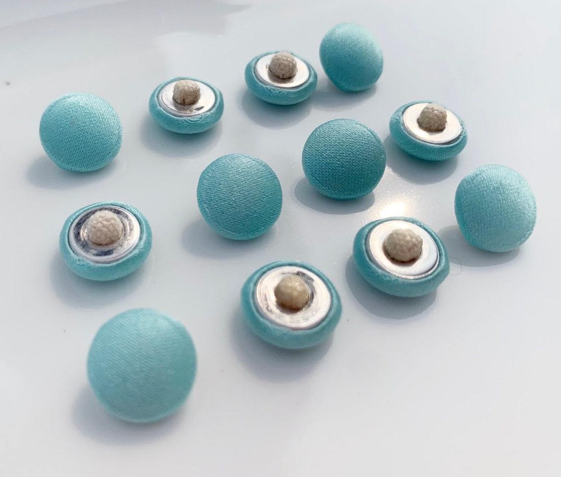 Bridal Buttons satin covered by the Dozen color pool blue | Etsy