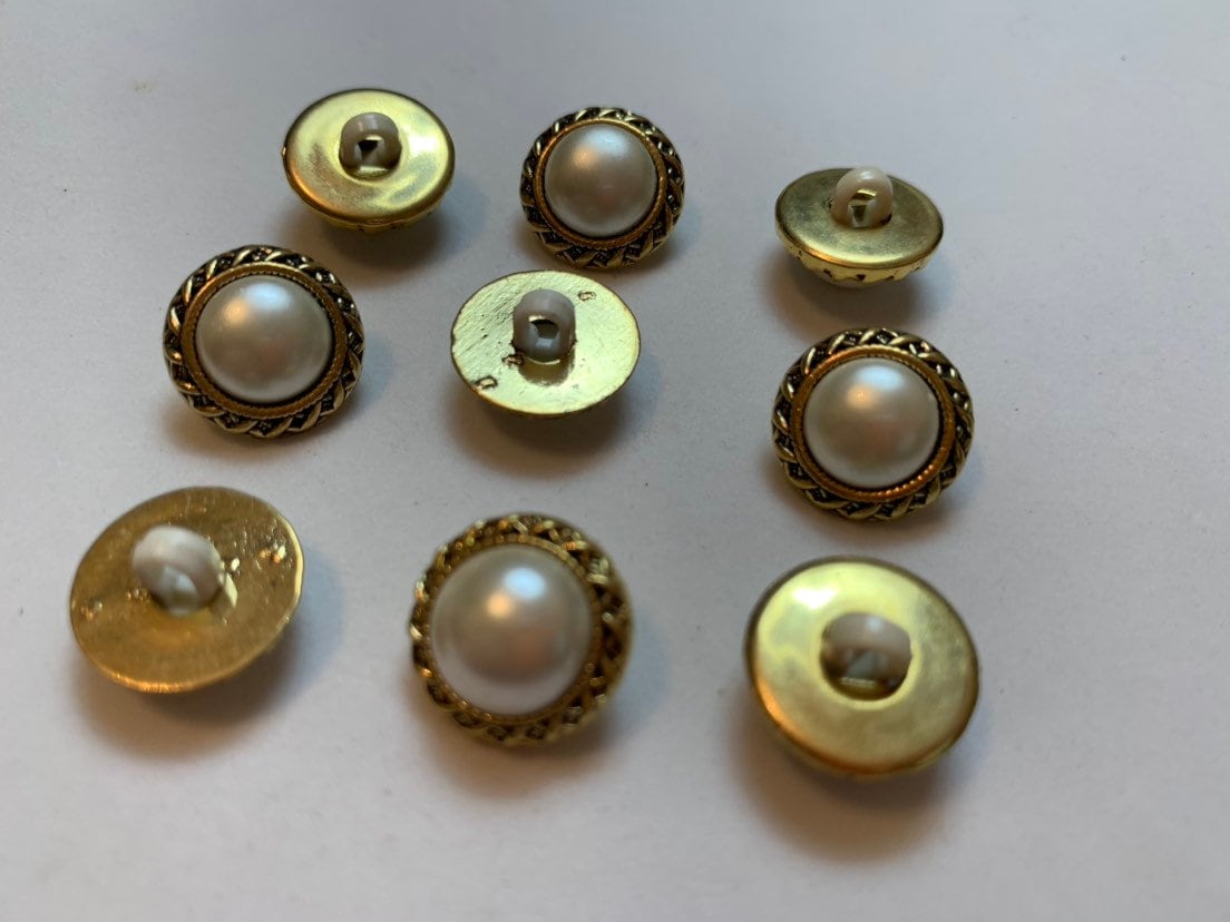 Small Pearl Buttons With Gold Trim Accent Plastic Sewing Buttons 5/8 ...