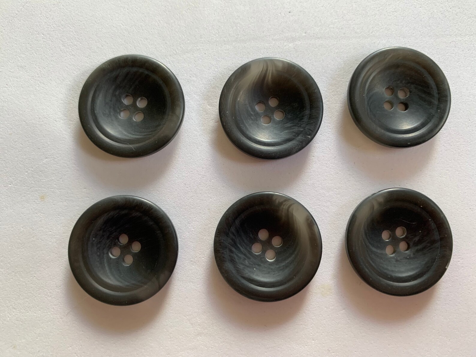 Medium Marbled Dark Gray Sewing Buttons Plastic Sewing Buttons 7/8 ...