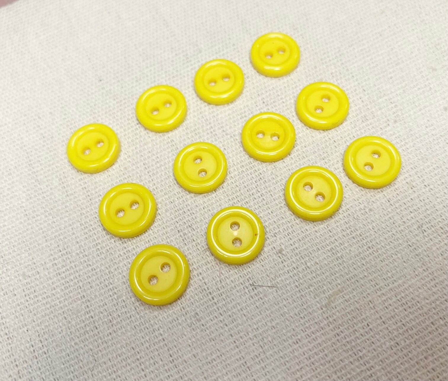 Small Yellow Button Yellow Buttons Sewing Buttons 3/8” 10mm Sewing ...