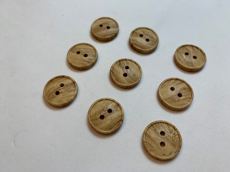 24 Small Natural Wood Tan Brown Faux Wood Buttons 18 Mm 3/4 Inch Sewing ...