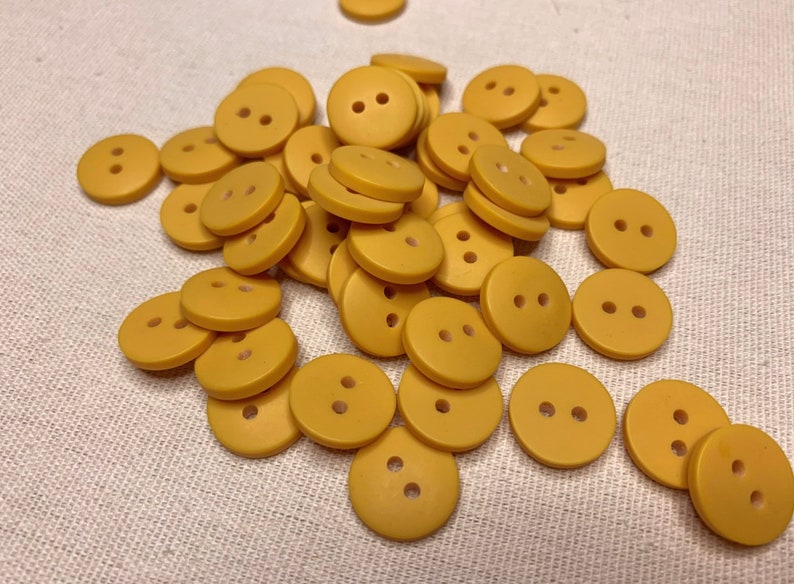 Small Button Orange Yellow Matt Finish Plastic Sewing Buttons 3/4” 16mm ...