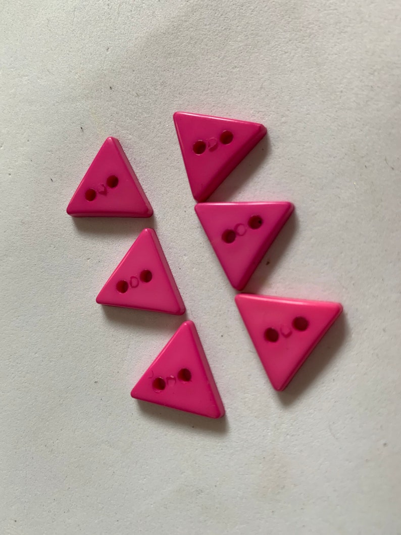 Small Triangle Buttons Fuchisa Pink Buttons Plastic Sewing | Etsy