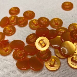 Medium Orange Buttons With Glistening Sheen Design 5/8” Sewing Buttons ...