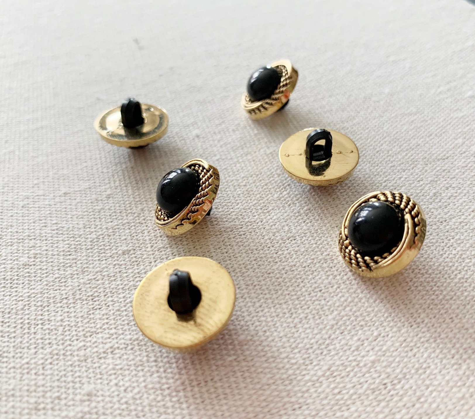 Small Gold and Black Buttons 15mm 5/8 Inch Sewing Buttons, 6 Vintage ...