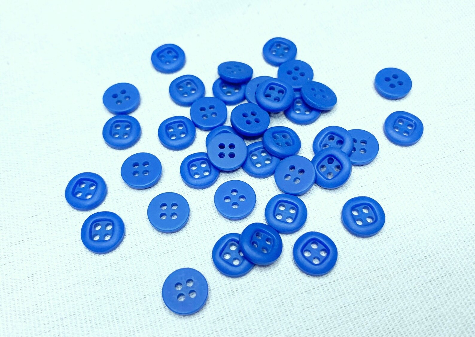 Small Blue Buttons 14 Mm 1/2 Inch Sewing Buttons 12 Vintage - Etsy