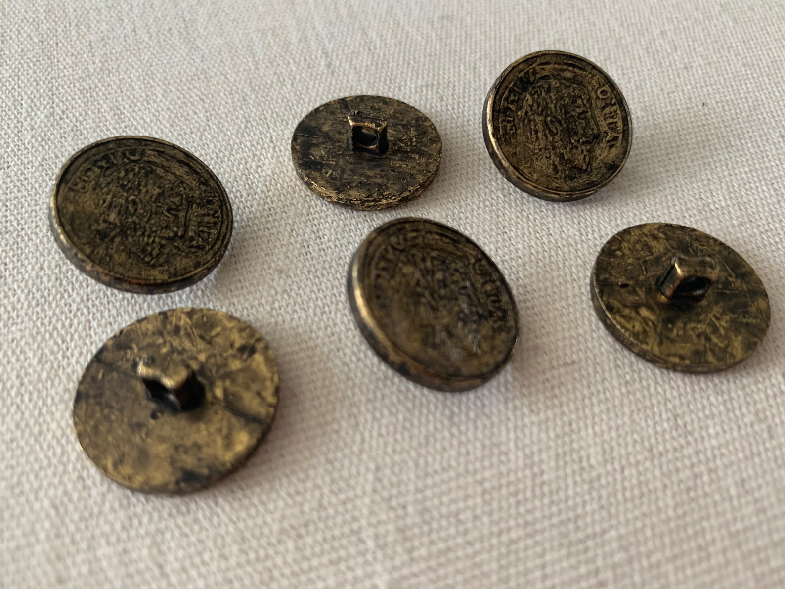 Medium Antique Gold Buttons Roman Coin Design Plastic Sewing - Etsy UK Medium Antique Gold Buttons Roman Coin Design Plastic Sewing - Etsy UK