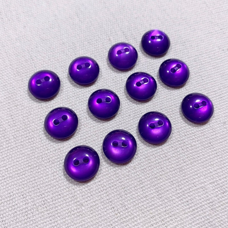 Violet Buttons - Etsy