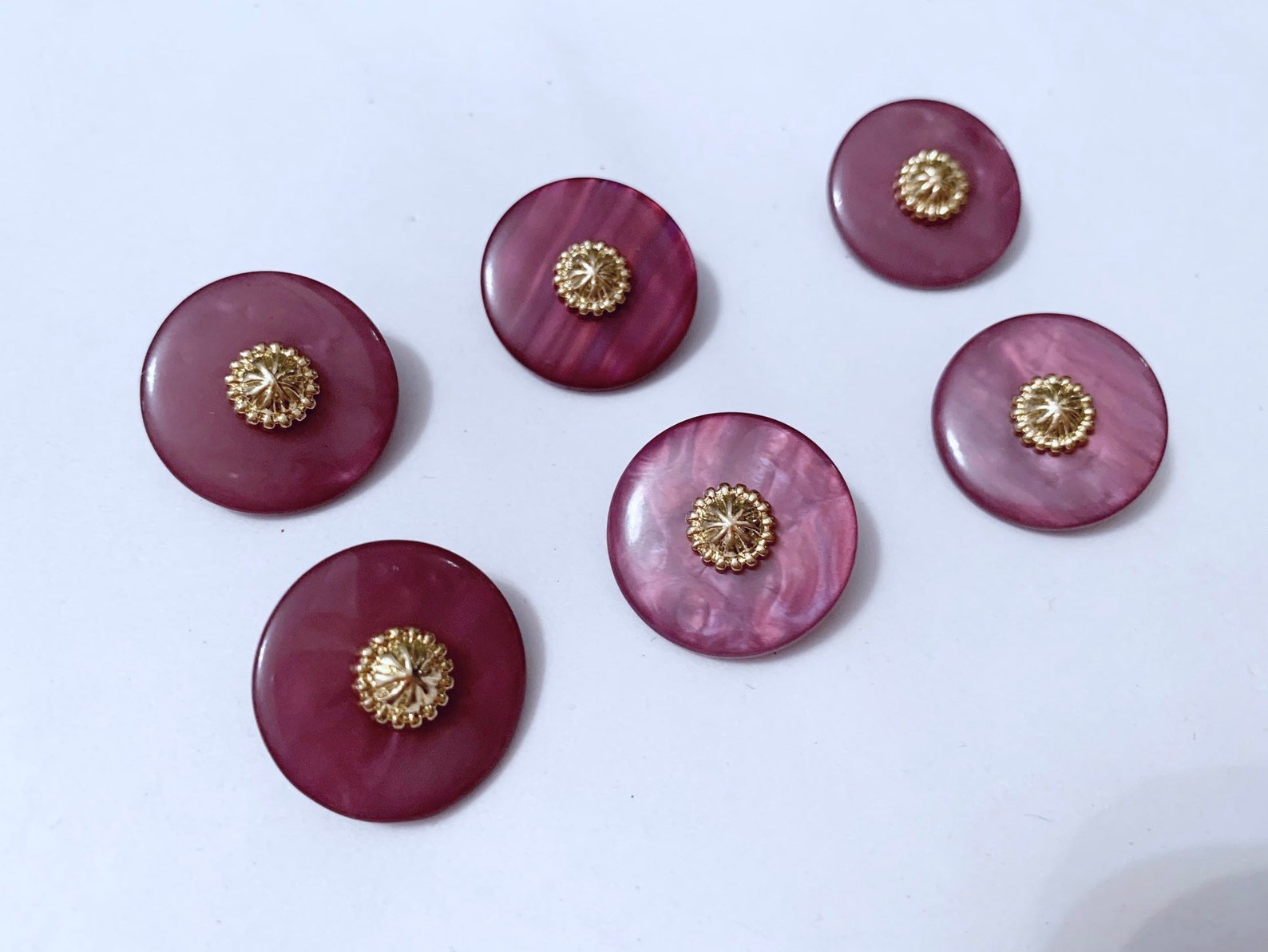 Medium Buttons Mauve Purple Sewing Buttons Plastic Sewing - Etsy