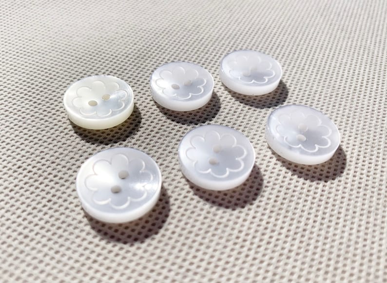 Medium Button White Sewing Buttons 3/4 20mm Vintage | Etsy