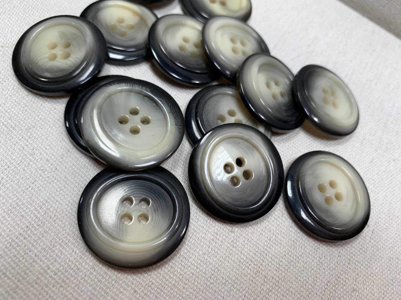 Large Marbled Gray Sewing Buttons Plastic Sewing Buttons 1 1/8 ...