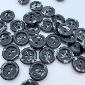 Medium Marbled Black and White Sewing Buttons Plastic Sewing Buttons 5/ ...