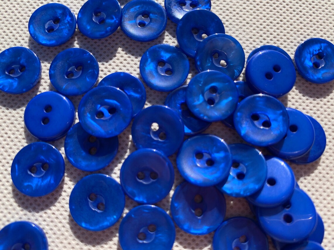 Small Button Blue Sewing Buttons 5/8 Inch Vintage Sewing - Etsy