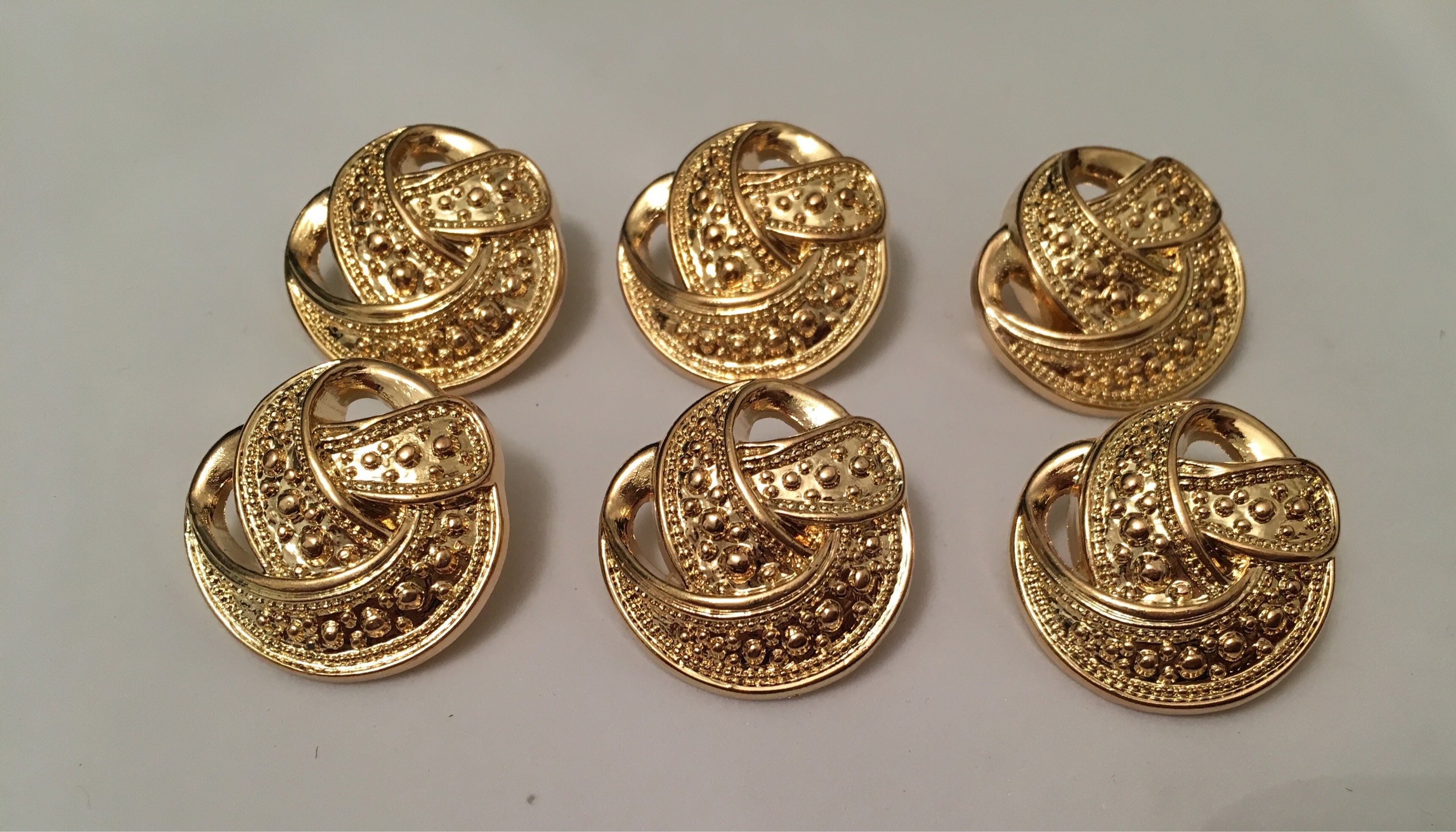 Medium Gold Buttons Plastic Sewing Buttons 7/8" 23mm Goldshank Vintage ...