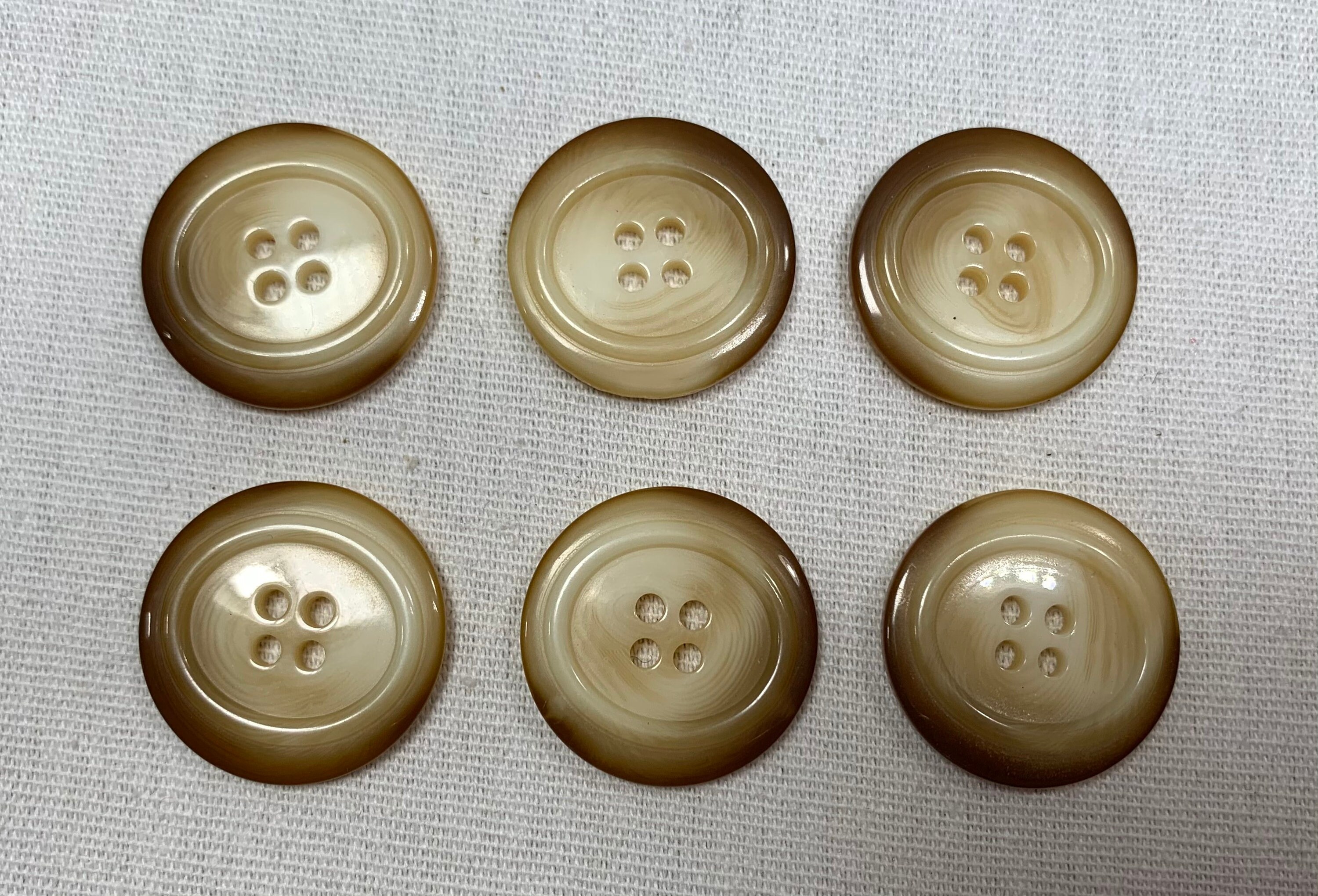 Large Buttons Marbled Light Brown and Tan Plastic Sewing Buttons 1 1/8 ...