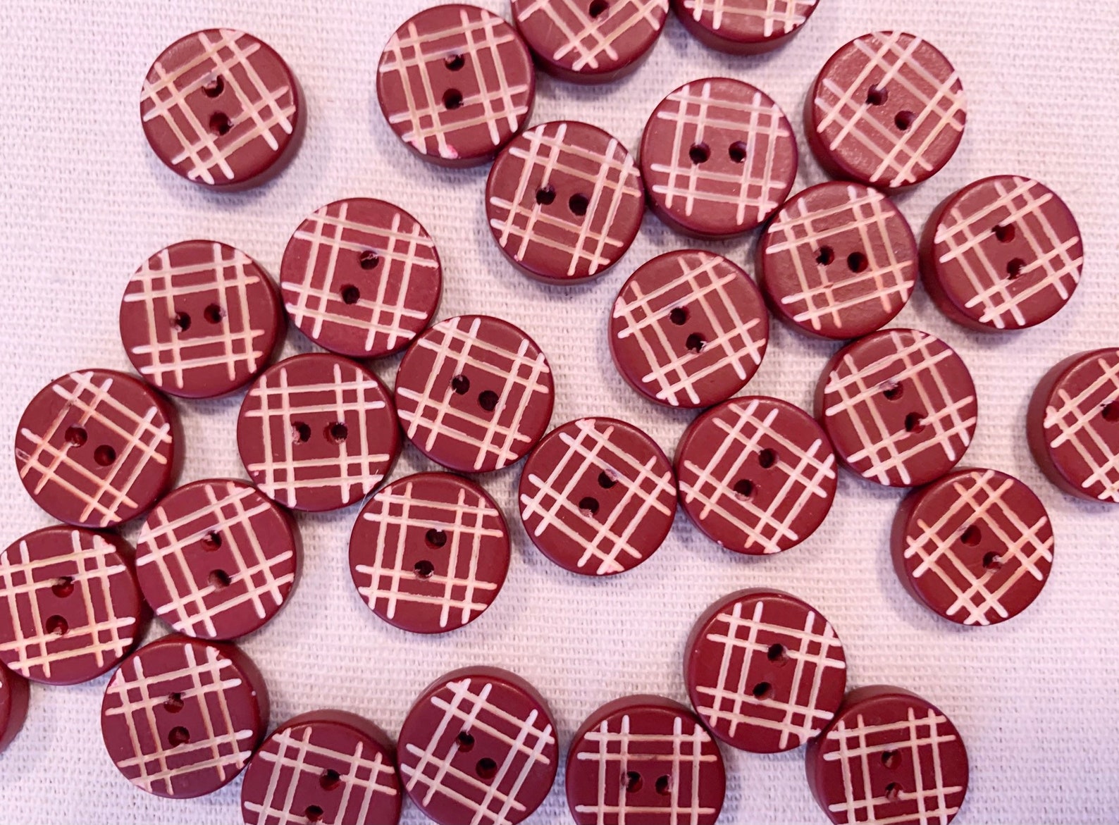 Medium Burgundy Red and White Sewing Buttons With Cross Hatch | Etsy