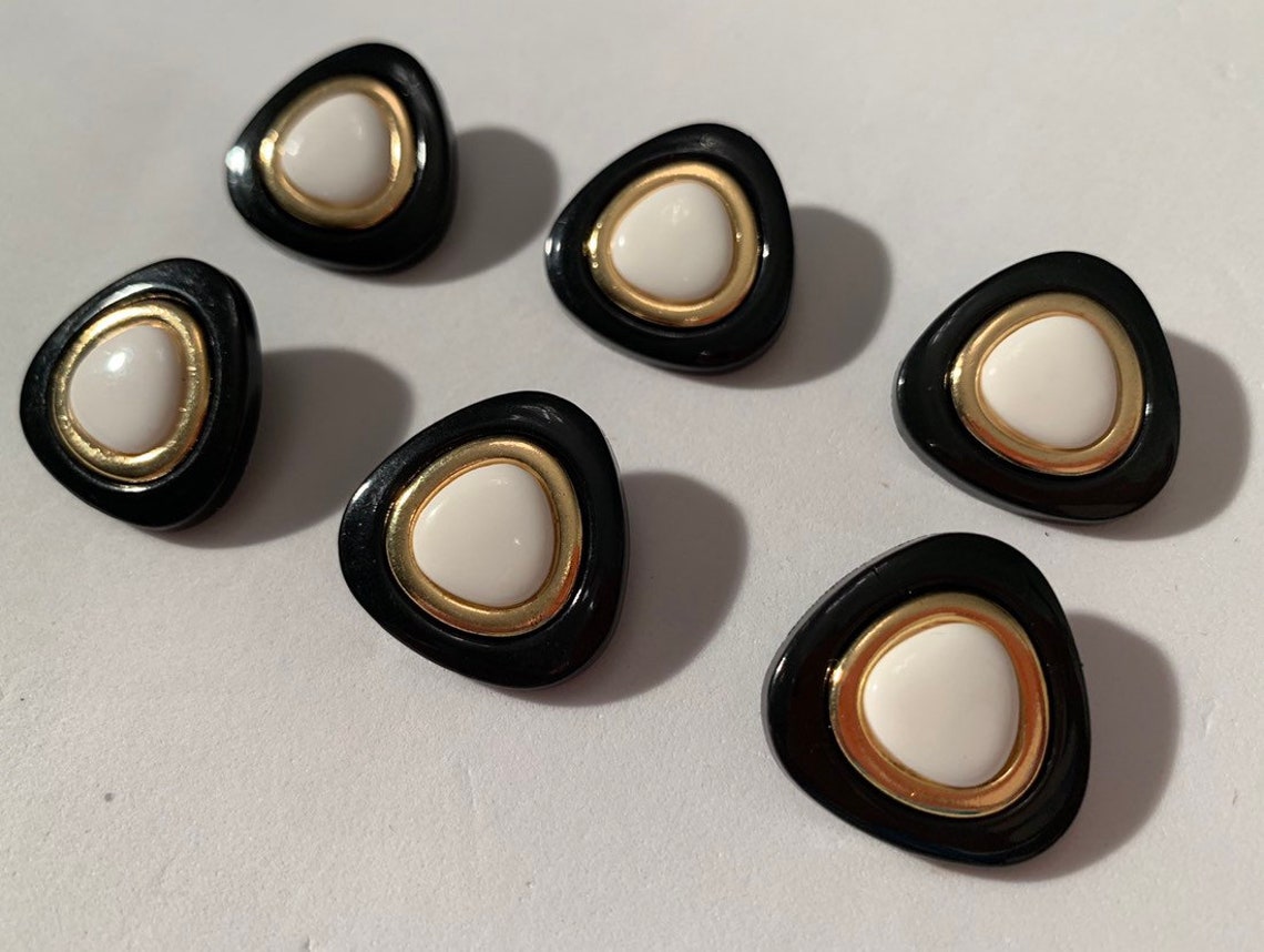 Medium triangle black buttons with pearl center button with | Etsy