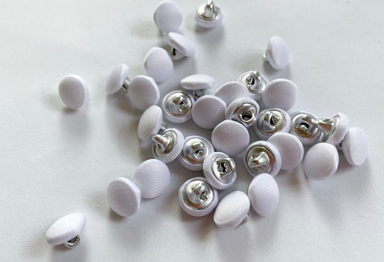 Bridal Buttons satin covered buttons by the Dozen White | Etsy