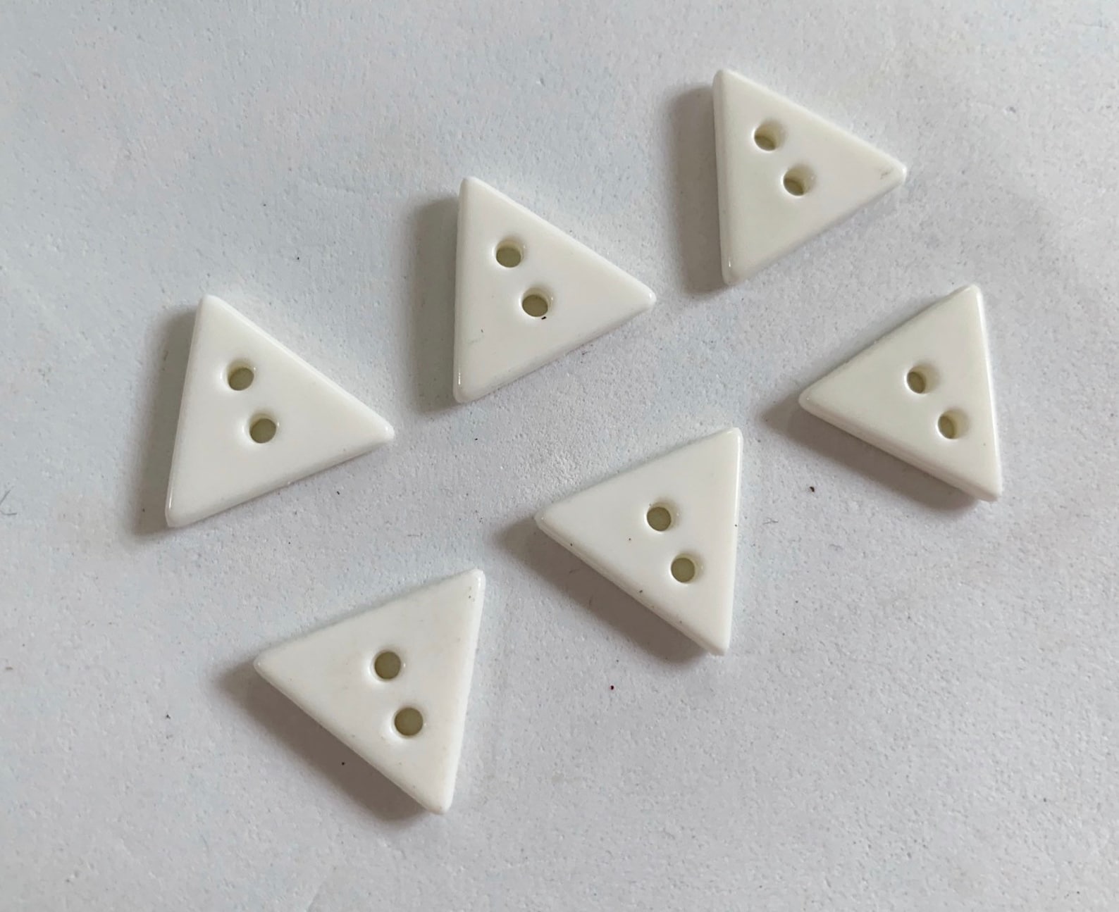 Small Triangle Buttons White Plastic Sewing Buttons 5/8" 12mm Vintage ...