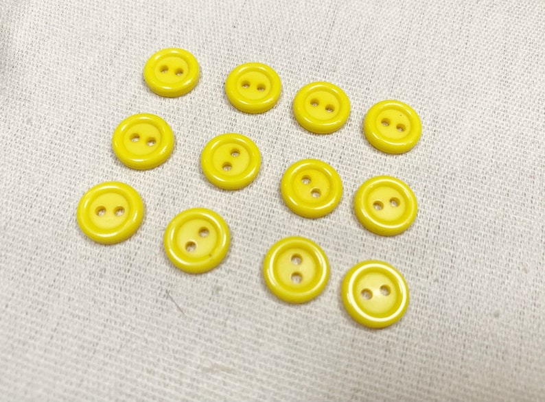 Small Yellow Button Yellow Buttons Sewing Buttons 3/8” 10mm Sewing ...