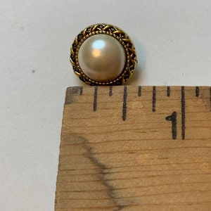 Small Pearl Buttons With Gold Trim Accent Plastic Sewing Buttons 5/8 ...