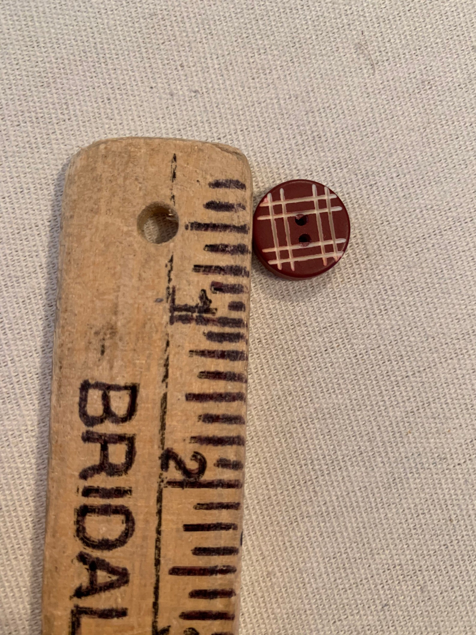 Medium Burgundy Red and White Sewing Buttons With Cross Hatch | Etsy