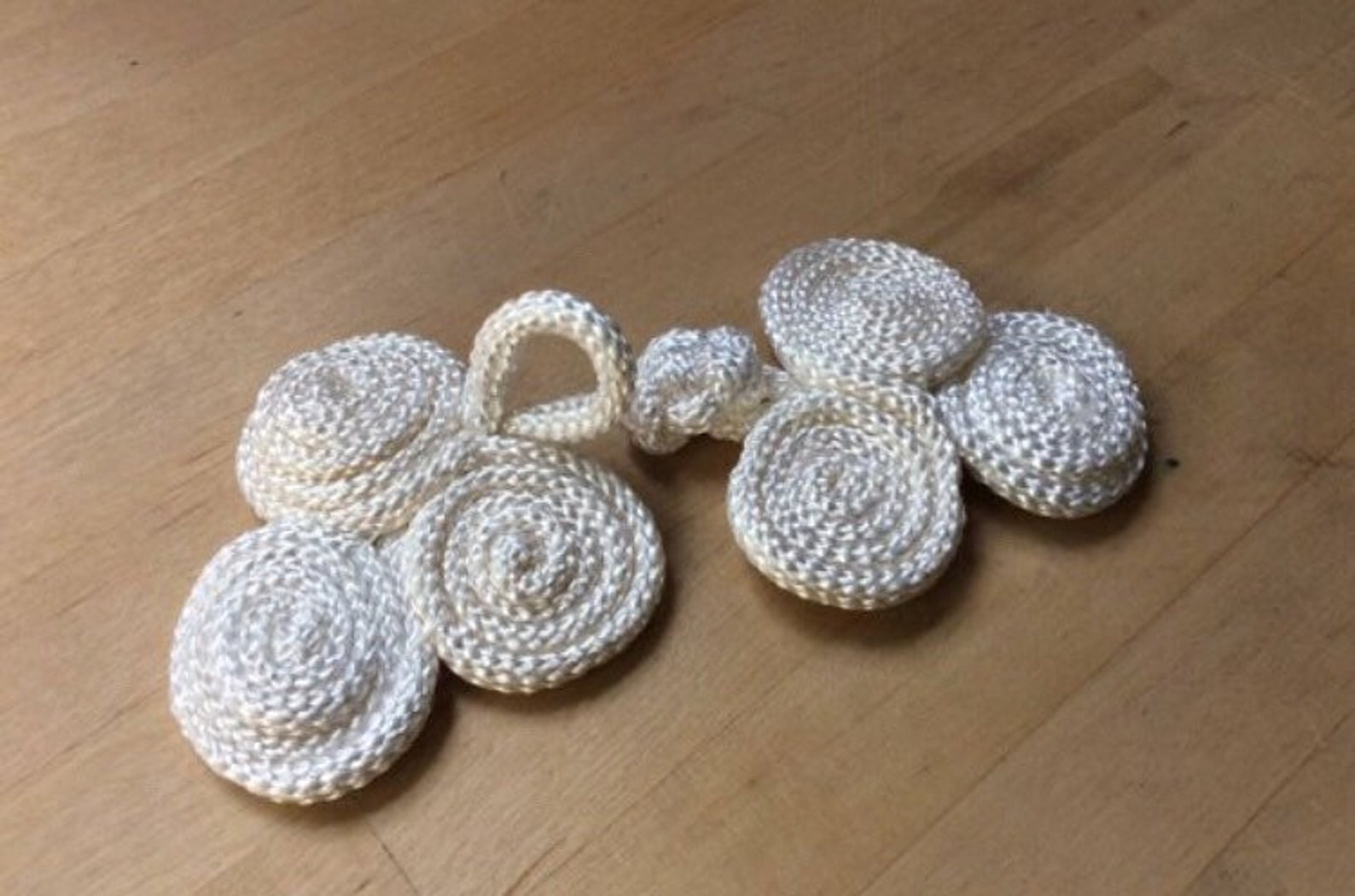 White Frog Closures Set of 2 Frog Closures Vintage Color | Etsy