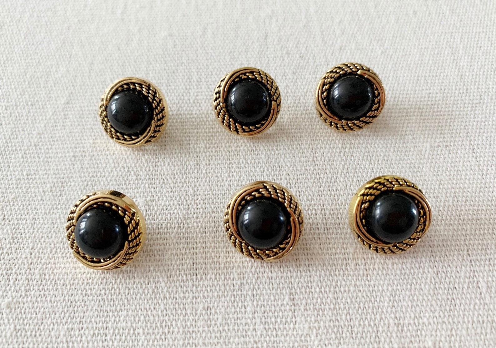 Small Gold and Black Buttons 15mm 5/8 Inch Sewing Buttons, 6 Vintage ...
