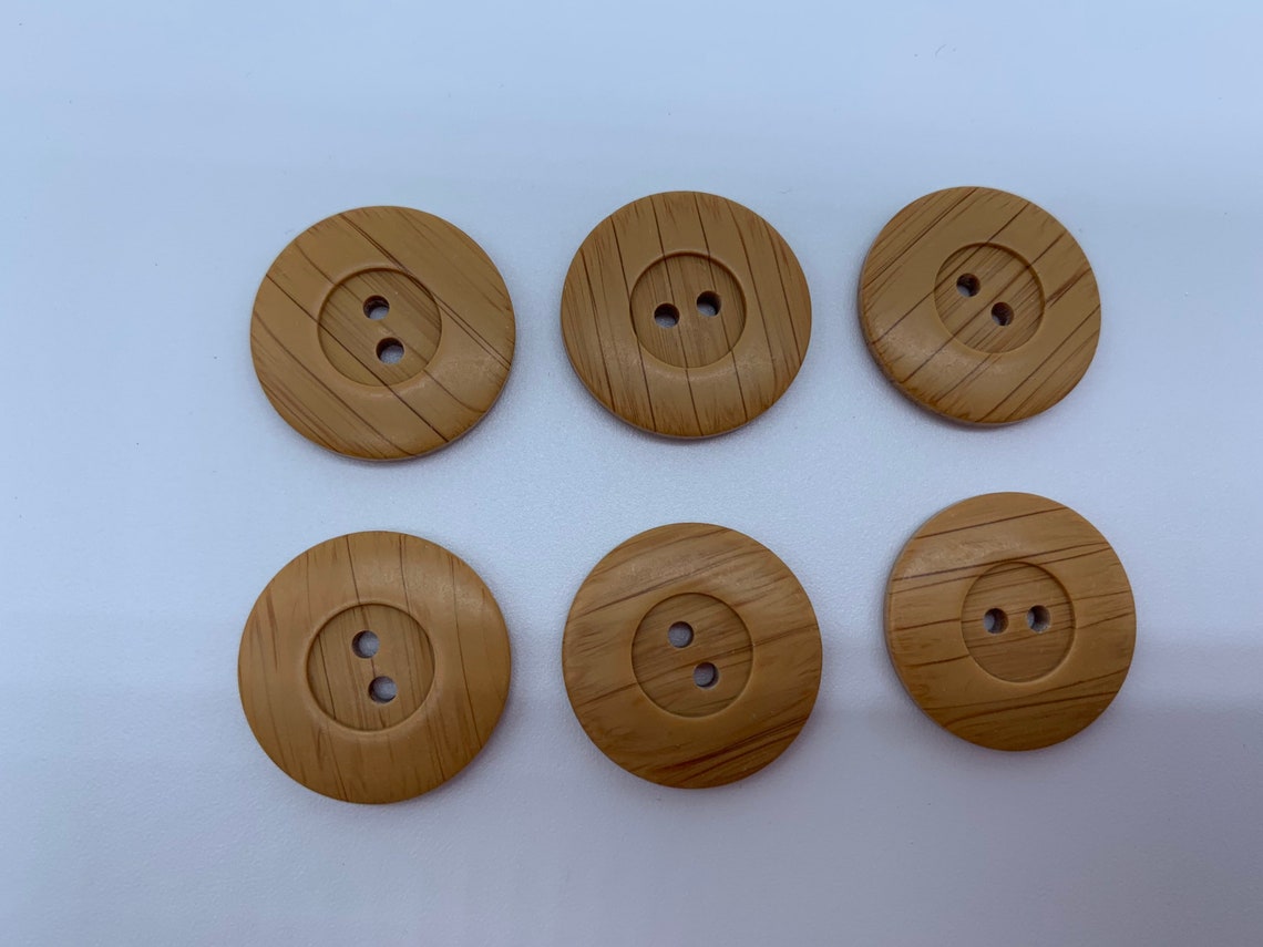 Small Brown Faux Wood Buttons 7/8 Inch Sewing Buttons, 6 Vintage ...