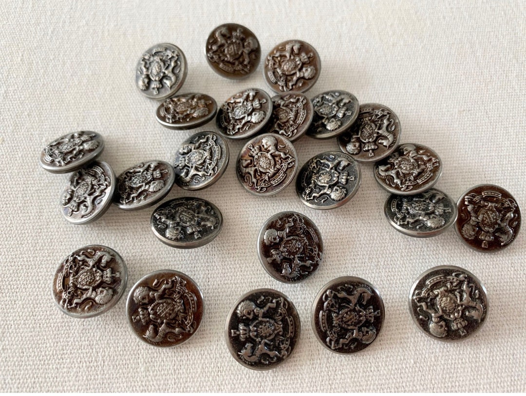 Silver Buttons With Textured Design Medium Button Design Finish With ...