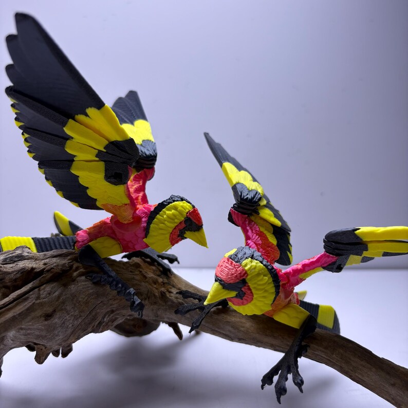 3D Printed Articulated Goldfinch: Poseable Bird Desk Decor - Etsy