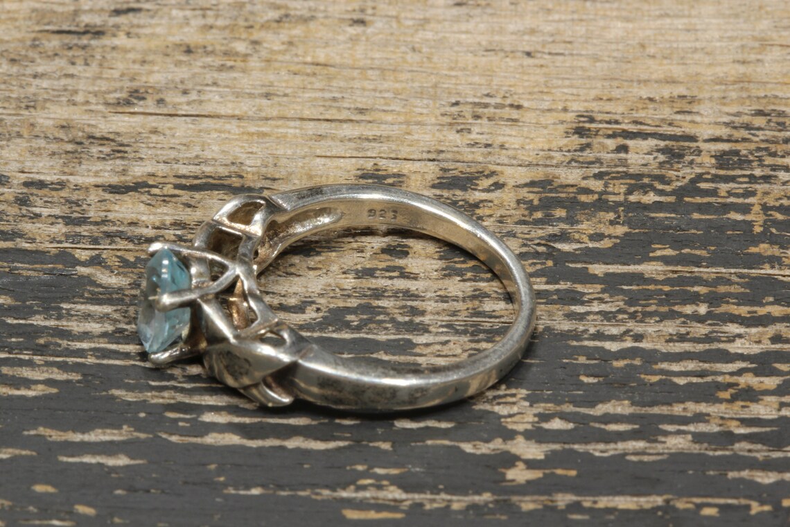 AVON Sterling Silver Blue Topaz Ladies Ring Vintage Signed - Etsy