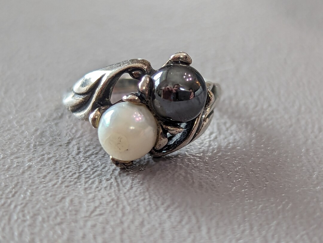 Vintage WM Pearl & Hematite Ring-wheeler Manufacturing Co. Fine Jewelry ...