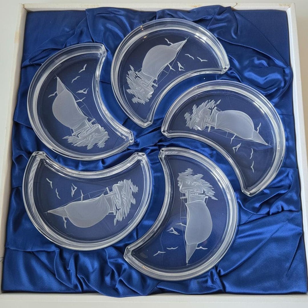 1985 HOYA Crystal Crescent Plates “five Yachts Sailing” Set of 5 ...
