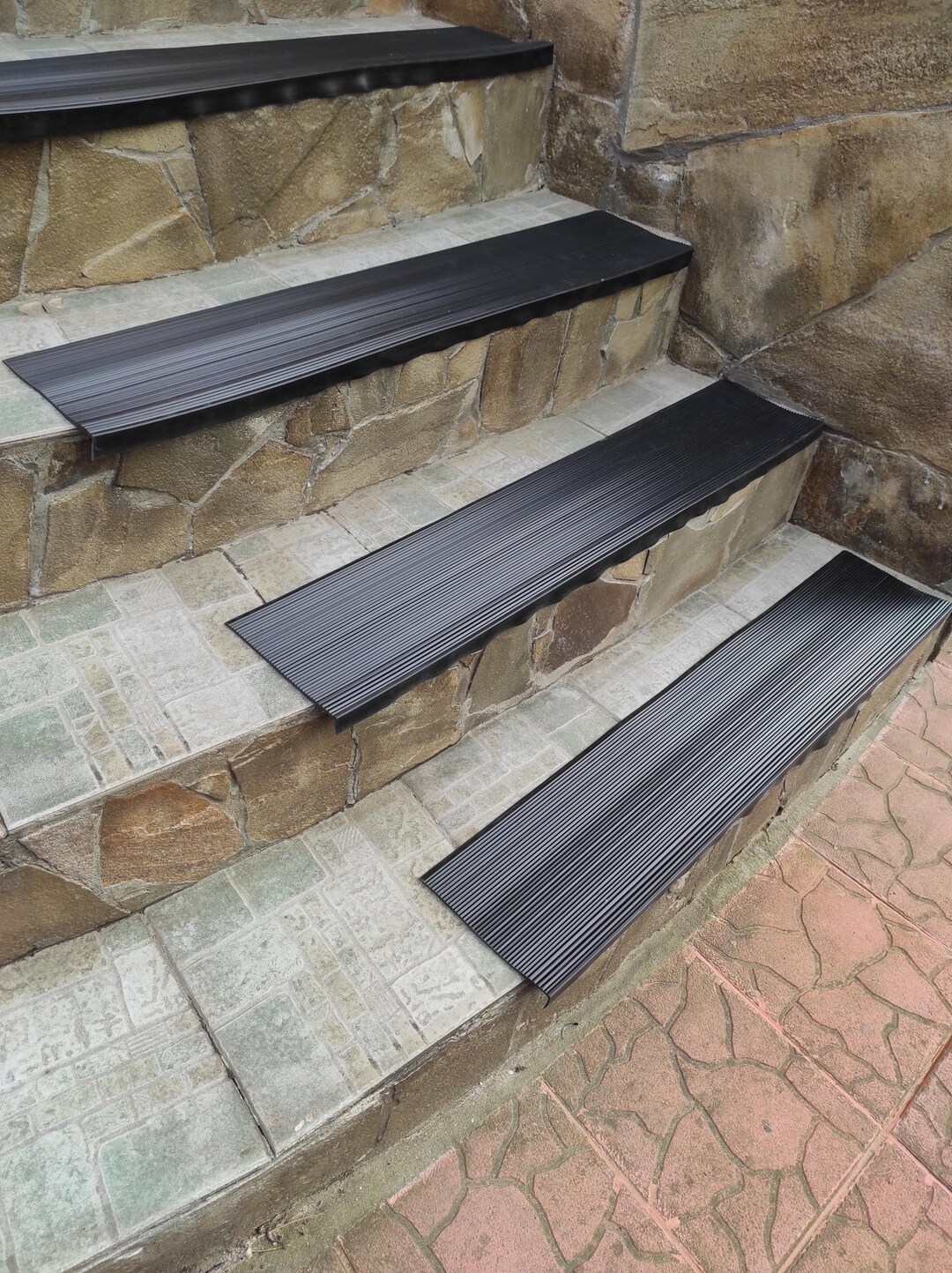 5 Pcs (100x20x3 Cm) Stair Tread Wearings - Anti Slip - Rubber, Safe ...