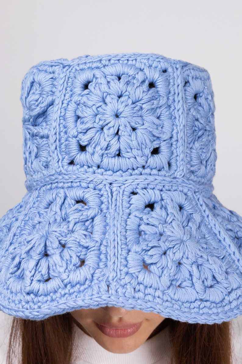 Granny Square Crochet Bucket Hat Pattern + Video Tutorial Summer Hat ...