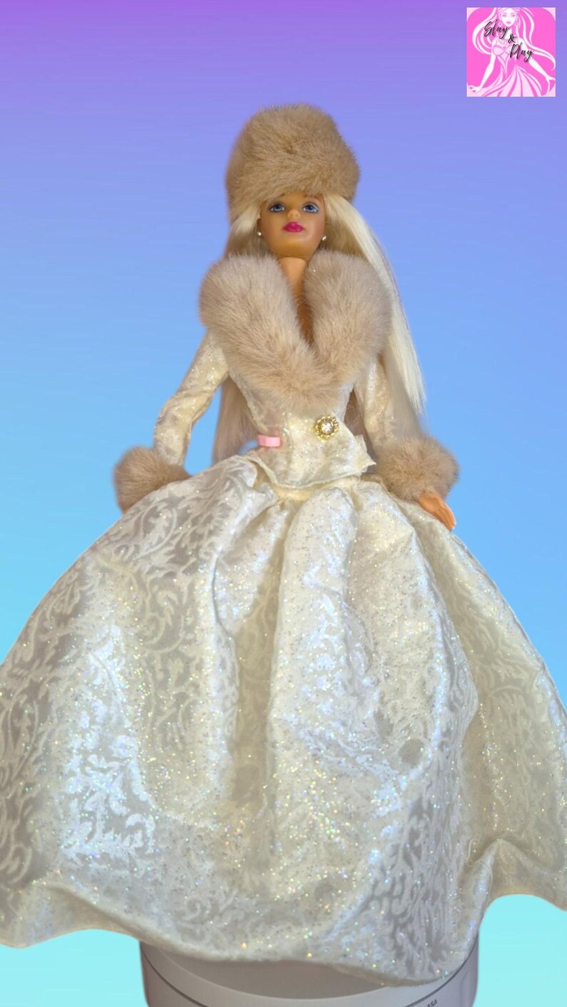 1998 Winter Evening Barbie - Etsy