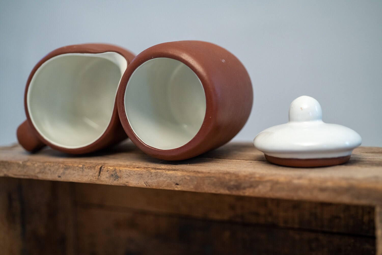 Vintage Wellfleet Pottery Umber/ White Creamer & Sugar Bowl Set by ...