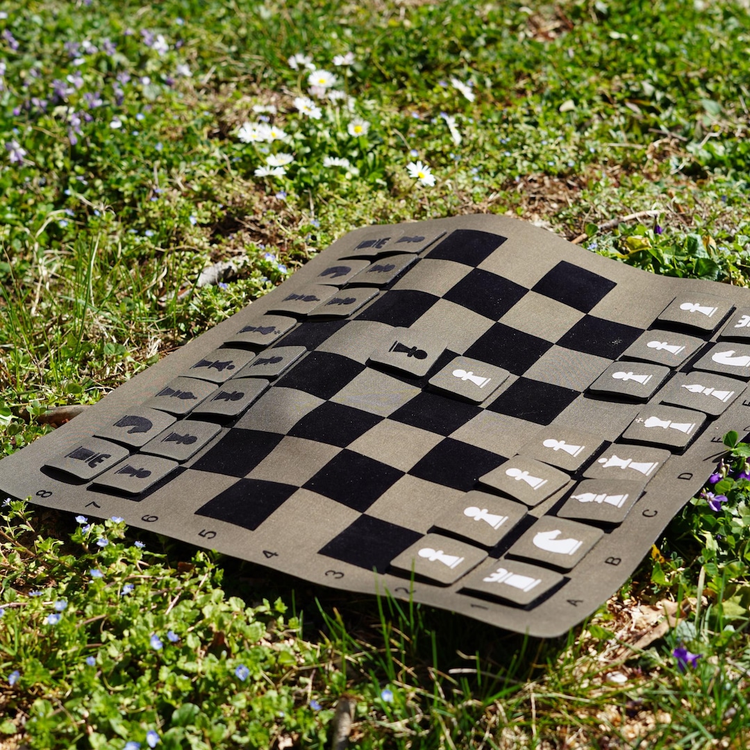 Nomad Chess - All Terrain Outdoor Chess Set | Flexible Eco-friendly ...
