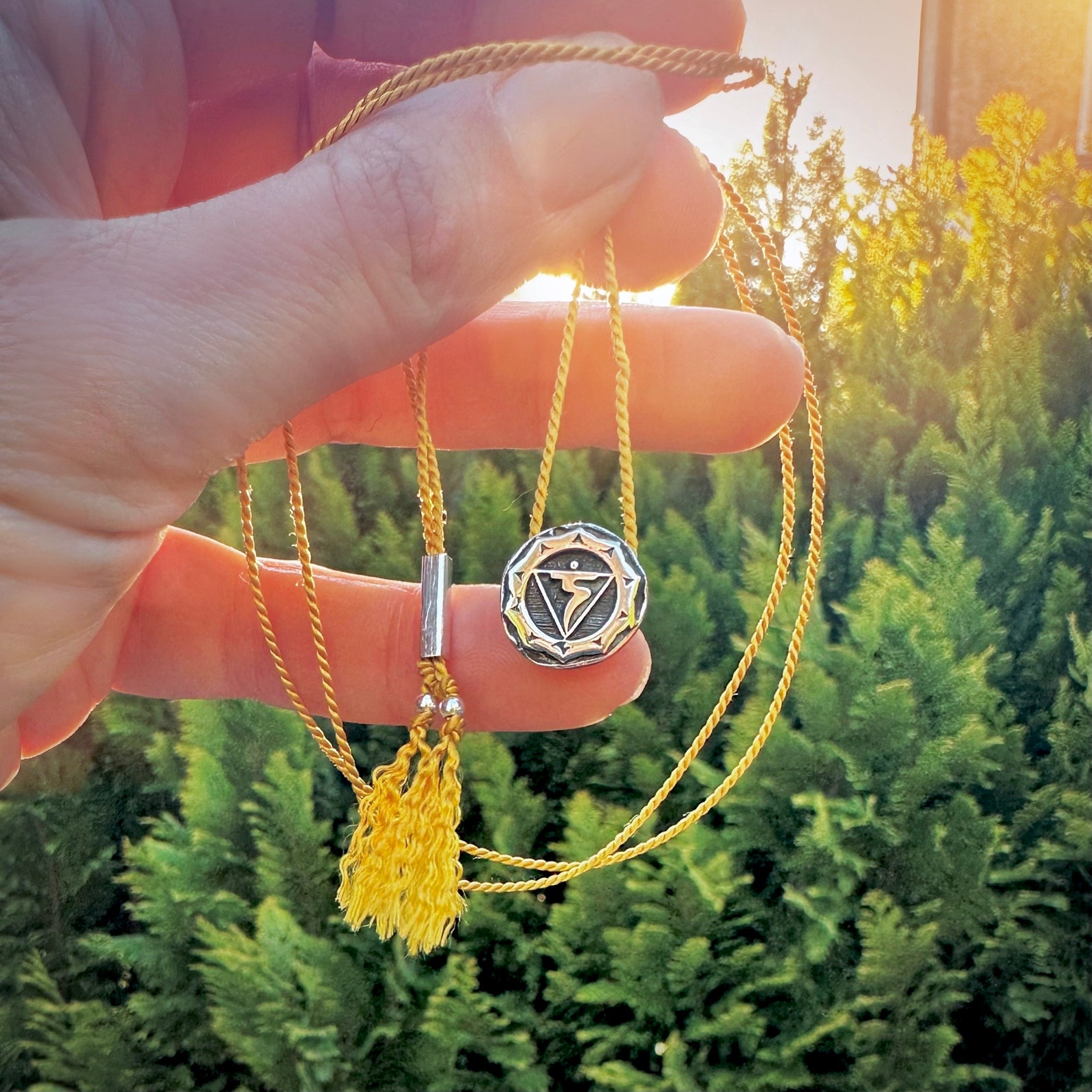 Colgante del chakra del plexo solar: collar espiritual de plata ...