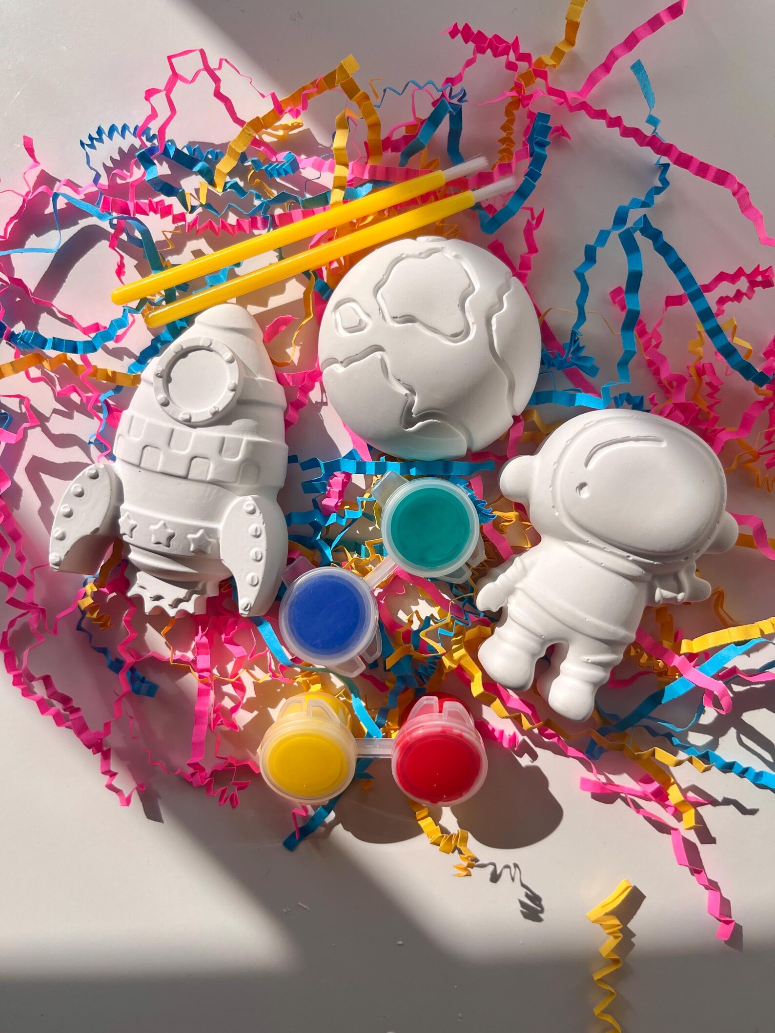 Space Theme Party Favour, Space Rocket, Astronaut and Earth Party ...