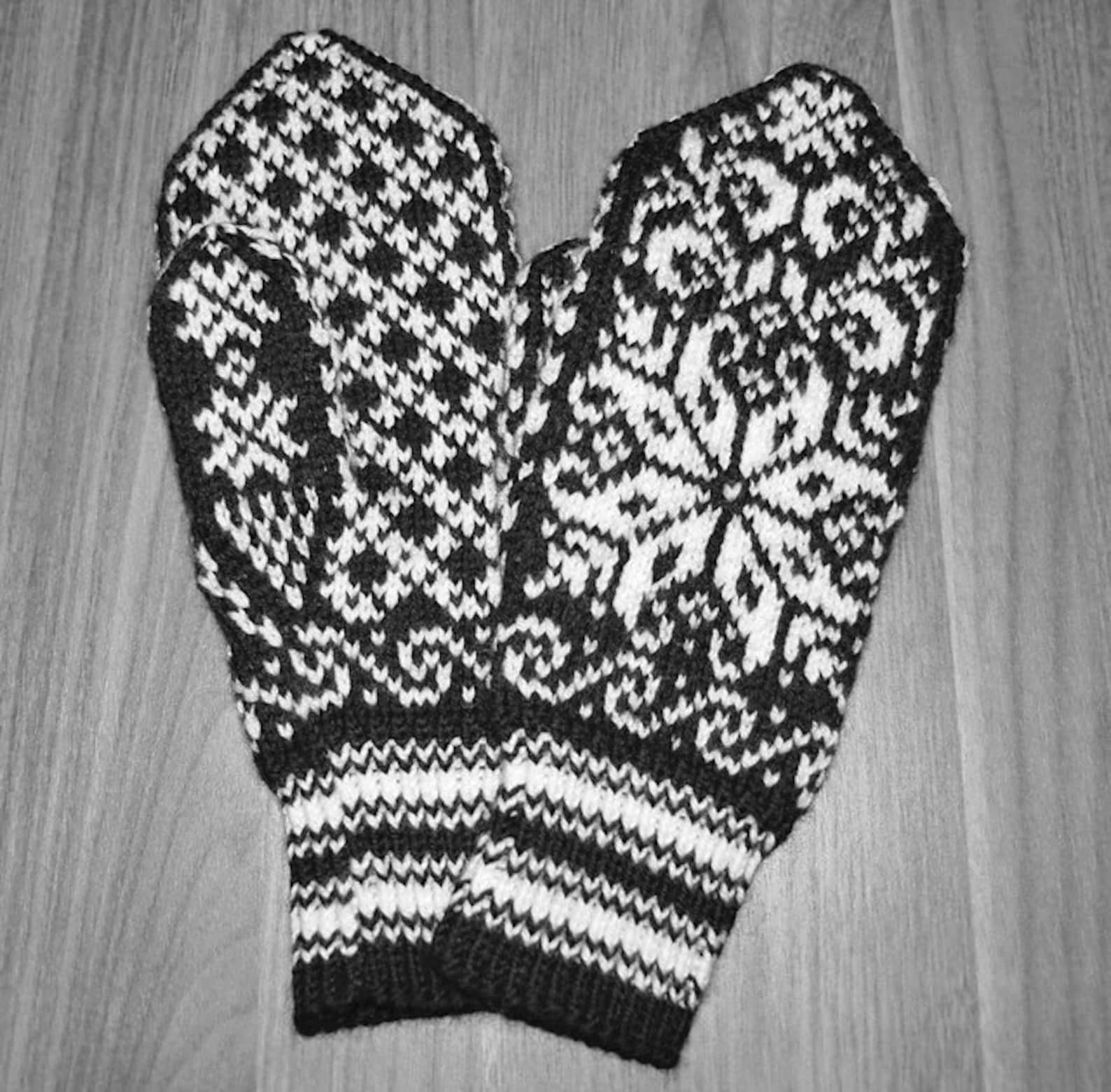 Erlends Mittens Pattern - Selbu - Pattern - Knitting Chart - Diagram ...