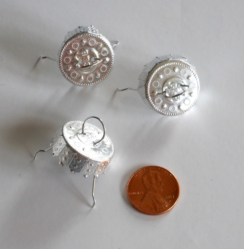 Metal Ornament Caps With Spring Loop - Gold or Silver - Set of 5 - Etsy