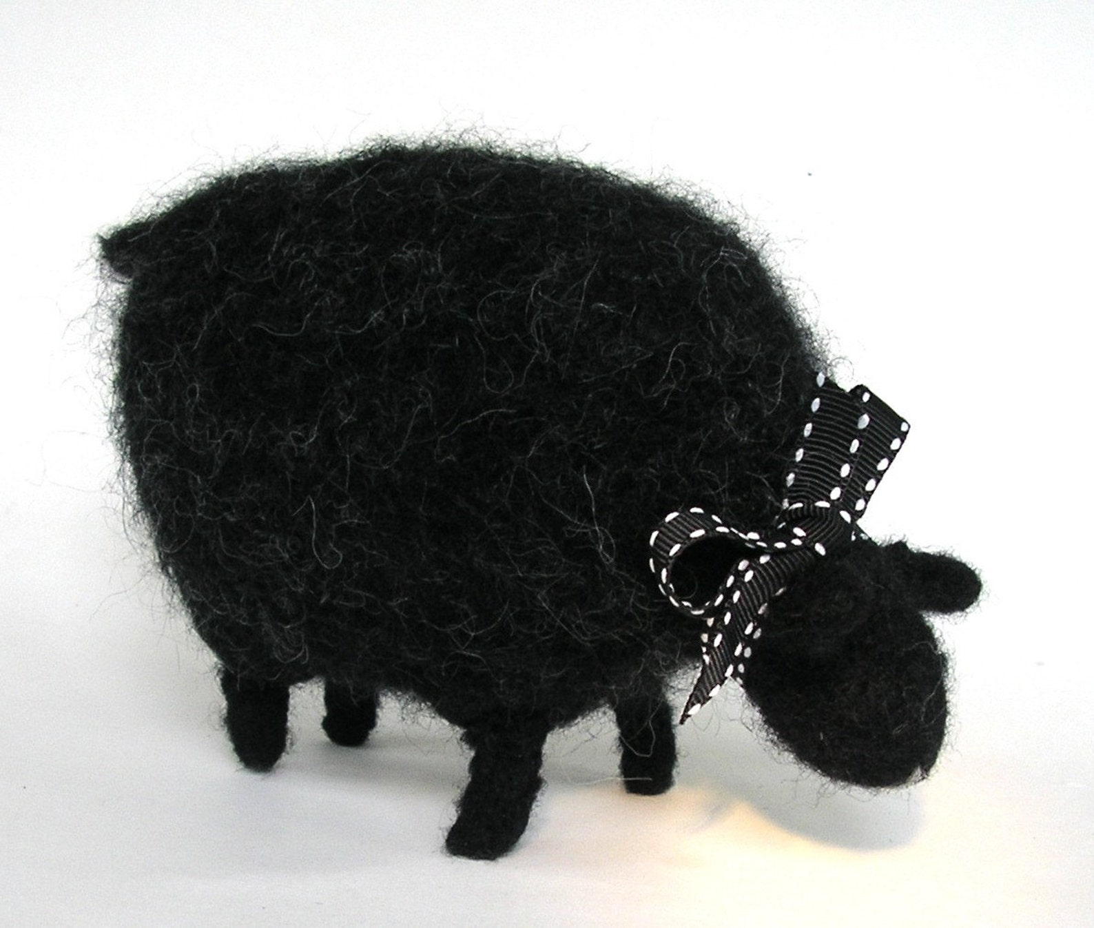 KNIT SHEEP Pattern a Wool Knit and Felt Sheep PDF Pattern in | Etsy