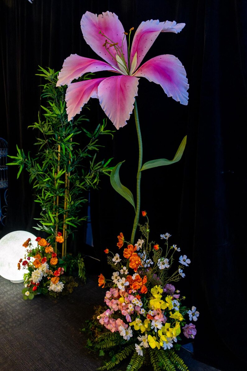 Giant Crepe Paper Lily: Stargazer or Tiger Lily, Flexible Stem - Etsy