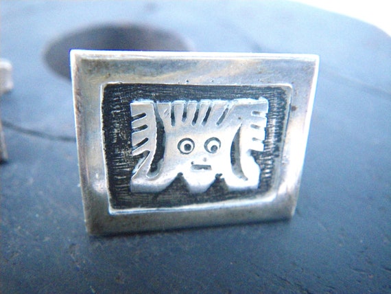 Ecuador 900 Silver Modernist Tribal Cuff Links, Figur… - Gem