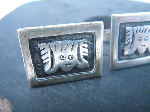 Ecuador 900 Silver Modernist Tribal Cuff Links, Figur… - Gem