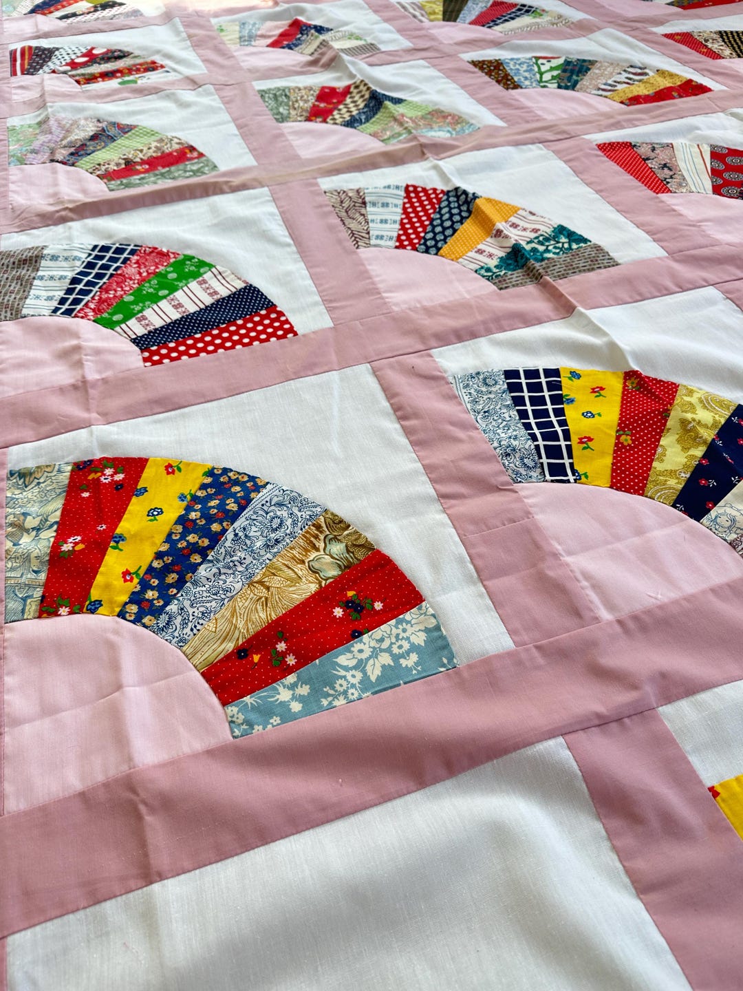 Vintage 1960’s Appliqué Fan Quilt Top 72” X 66” - Etsy