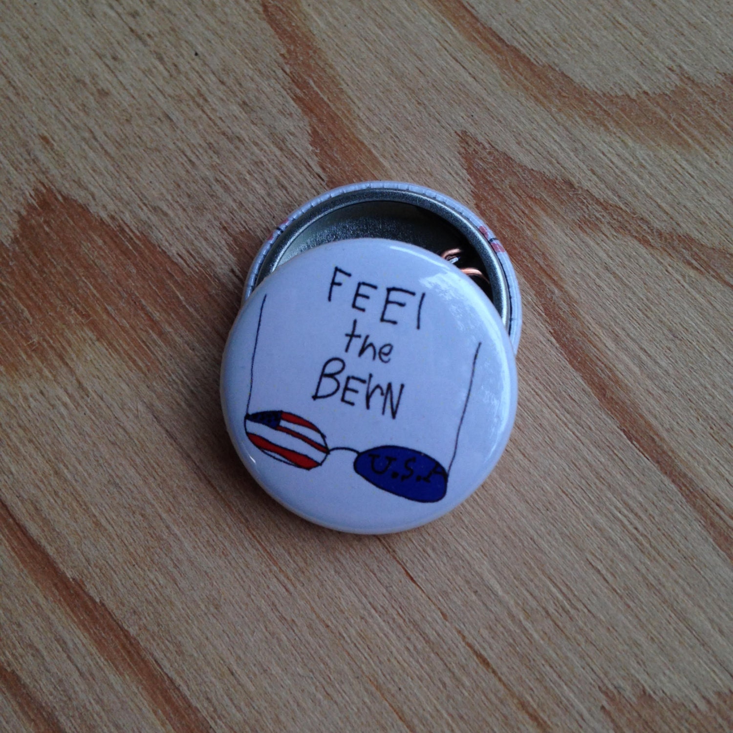 Feel the Bern Glasses Bernie Sanders 2020 Pinback Button - Etsy